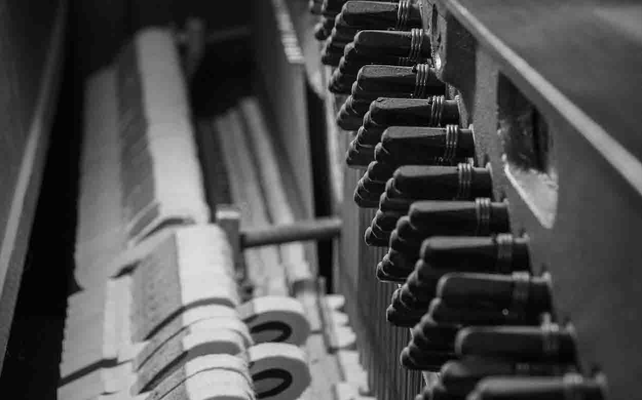 piano-prodcition-factory